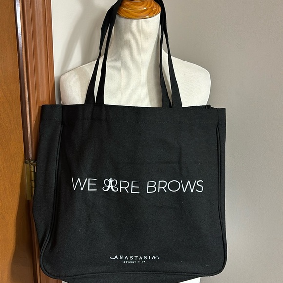 Anastasia Beverly Hills | Bags | New Anastasia Beverly Hills Tote Bag ...